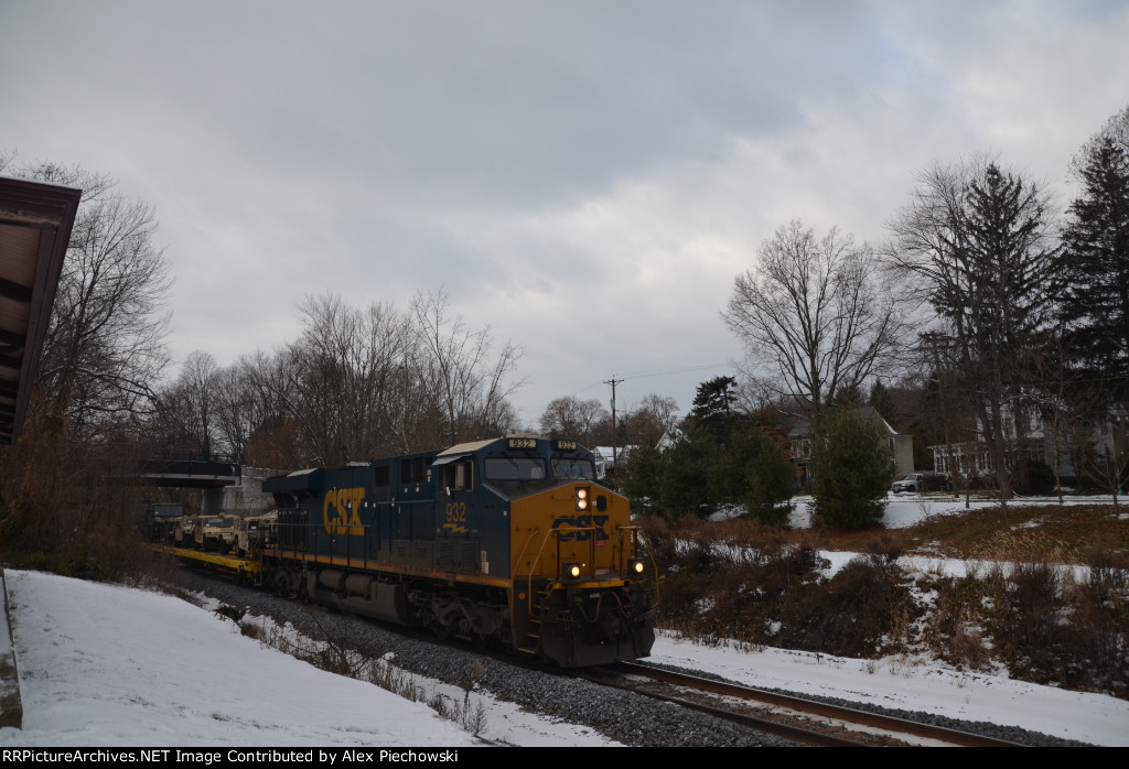 CSX 932
